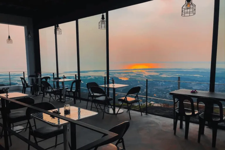 Overlooking Restaurants and Cafes Near Manila Outside Antipolo